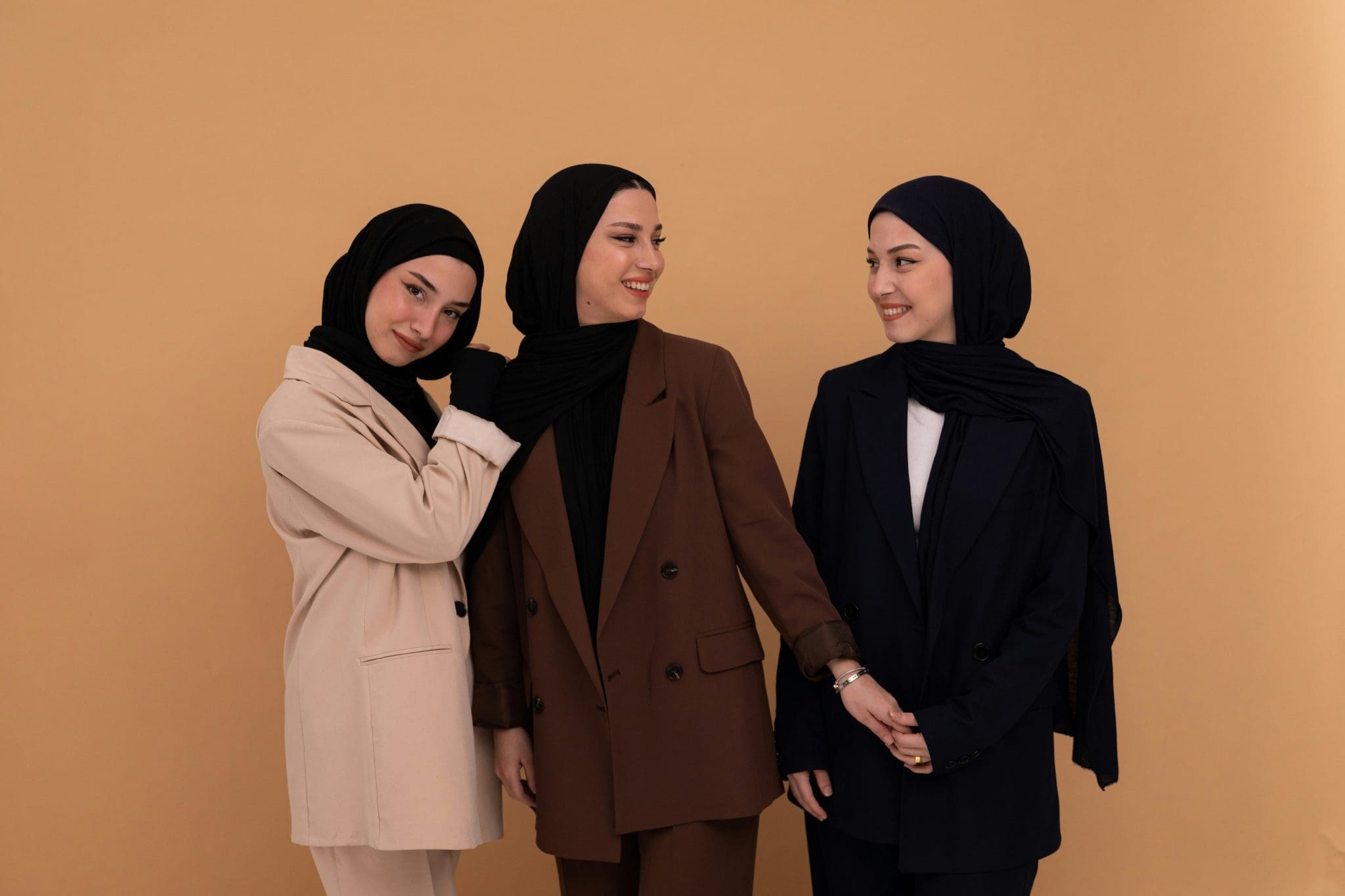 Dress Code in the Middle East - A Comprehensive Guide | FeastMagazine
