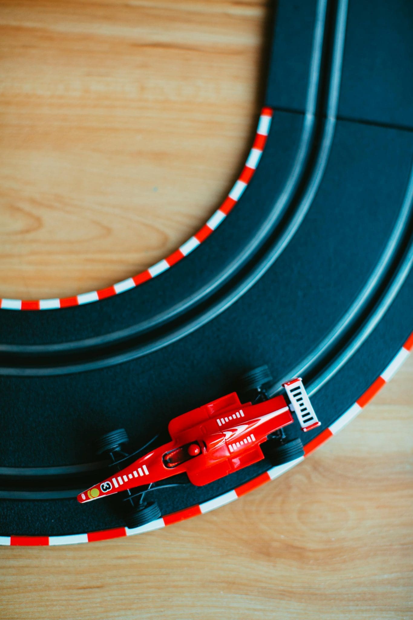 Racing Into Reality: The Best F1 Simulators of 2025 | FeastMagazine